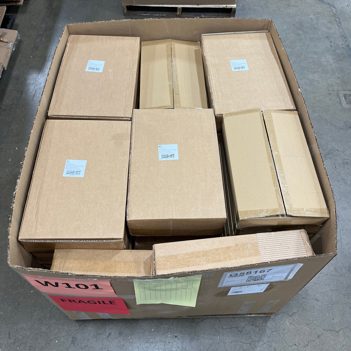 Assorted Large Table Top Plates: 85% Off Original Retail (G58167 ...