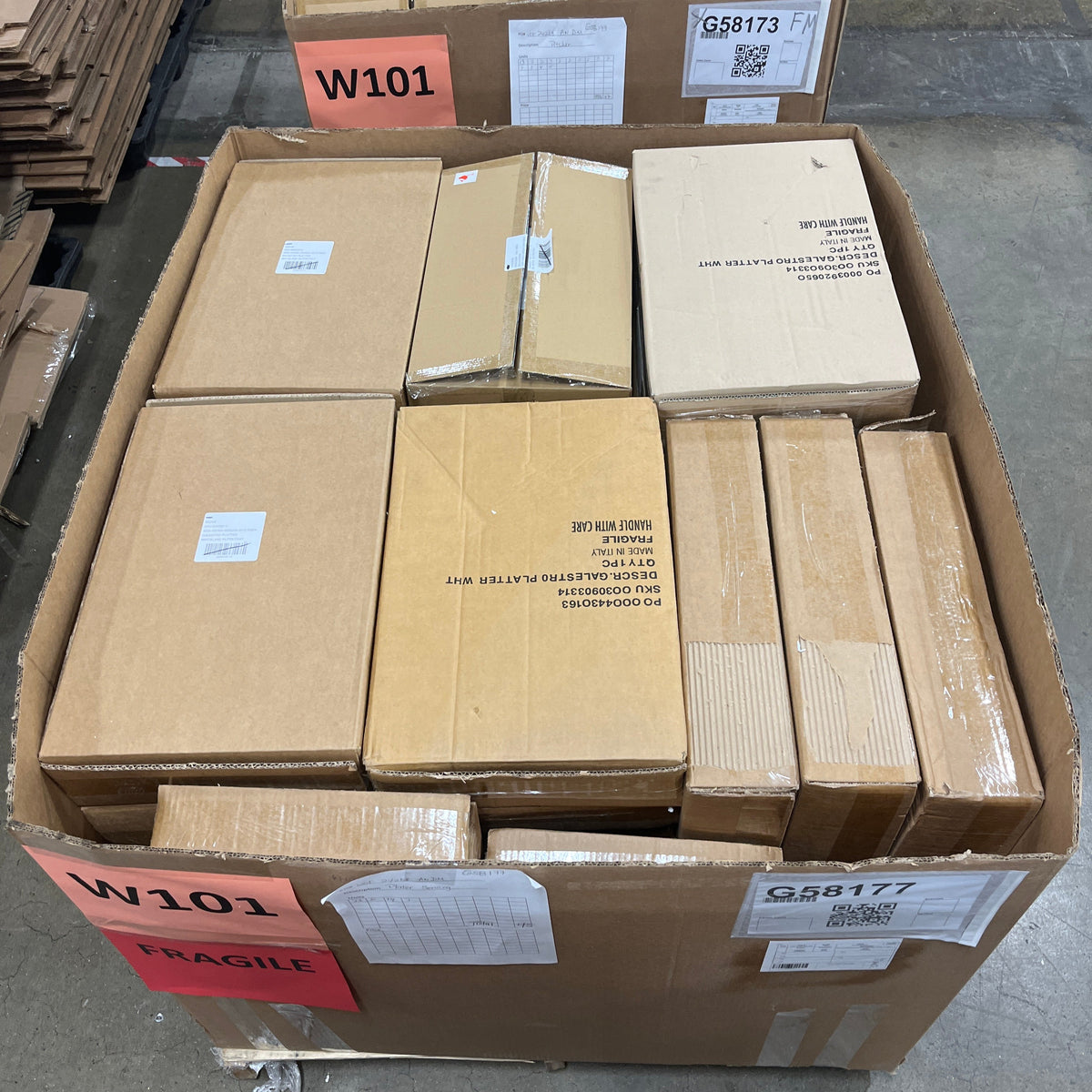 Assorted Large Table Top Plates: 85% Off Original Retail (G58177 ...