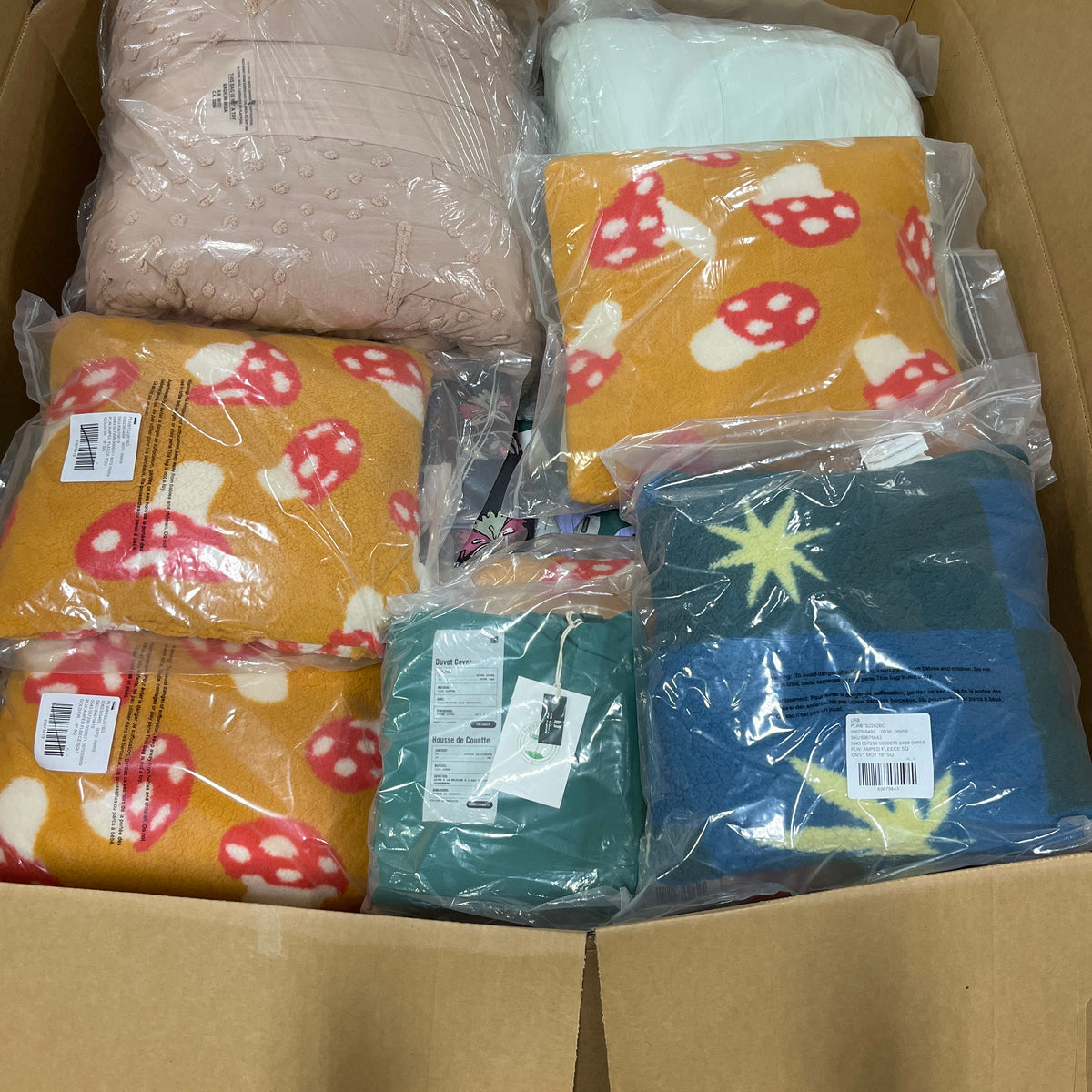 Assorted Bedding: 92% Off Original Retail (G59754) – Wholesale101.com