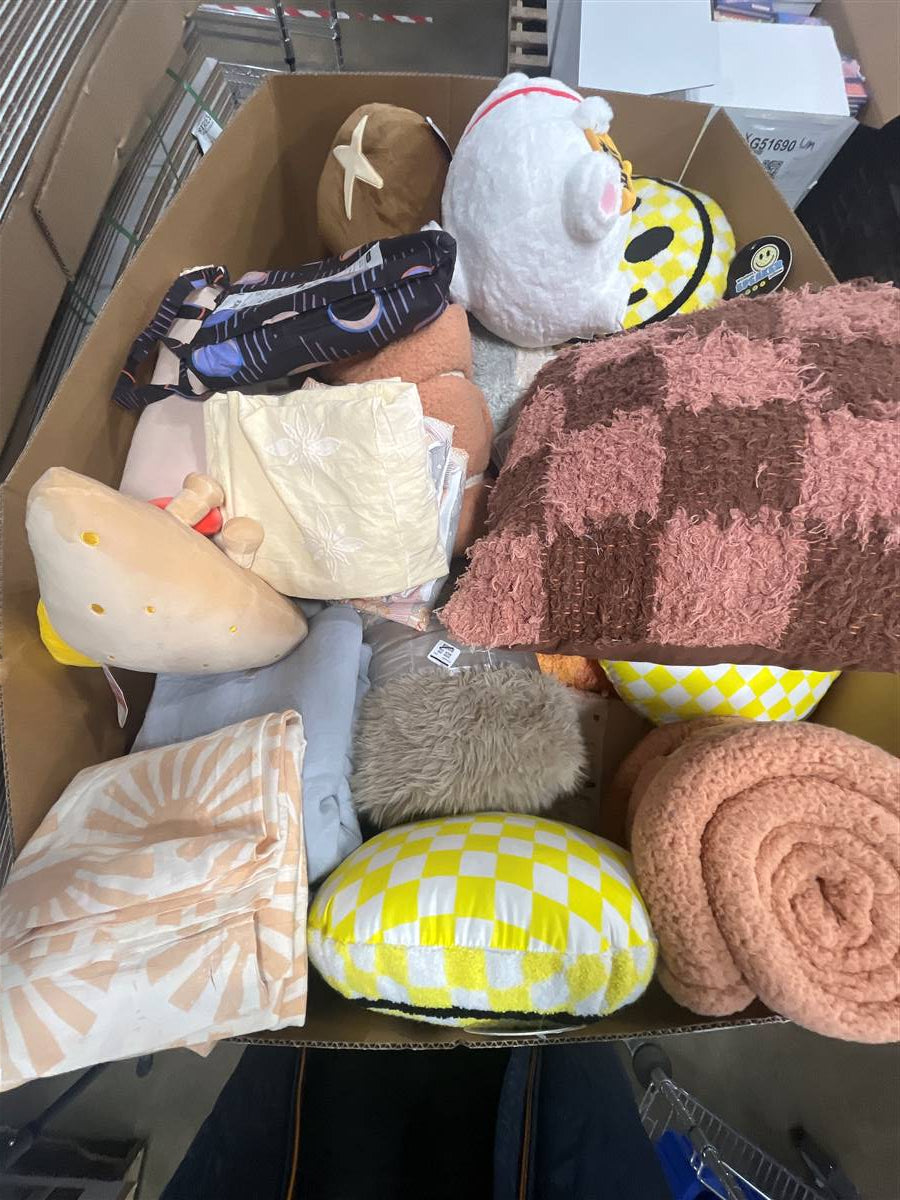 Assorted Bedding: 92% Off Original Retail (G51713) – Wholesale101.com