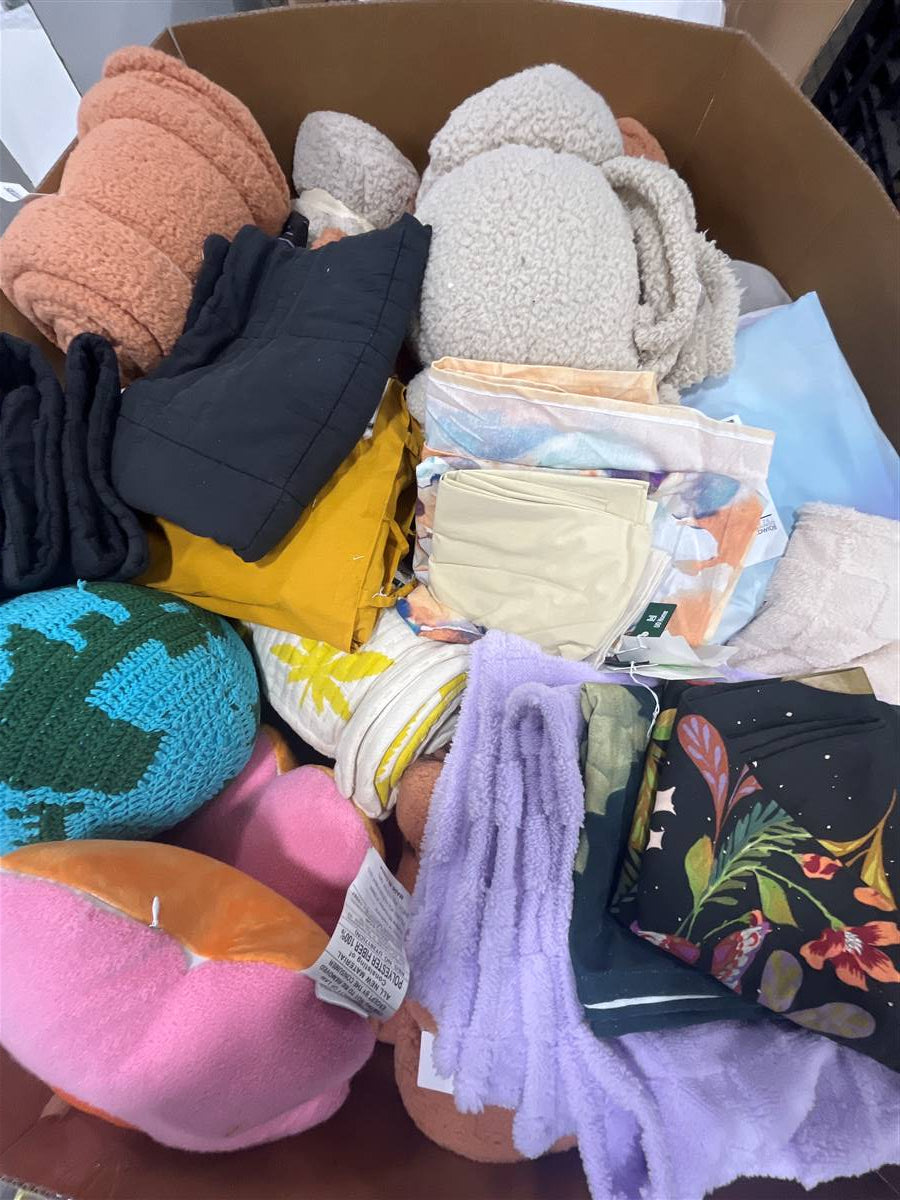 Assorted Bedding: 92% Off Original Retail (G51720) – Wholesale101.com